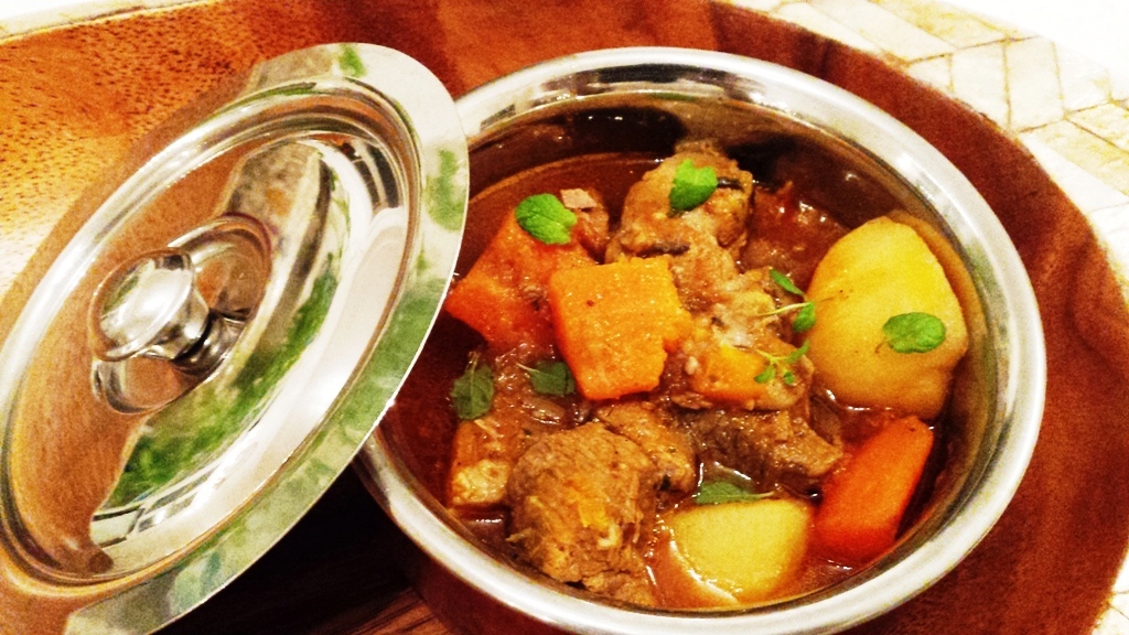 Chicken Daube – Chicken Stew Mauritian Style – Brinda Bungaroo